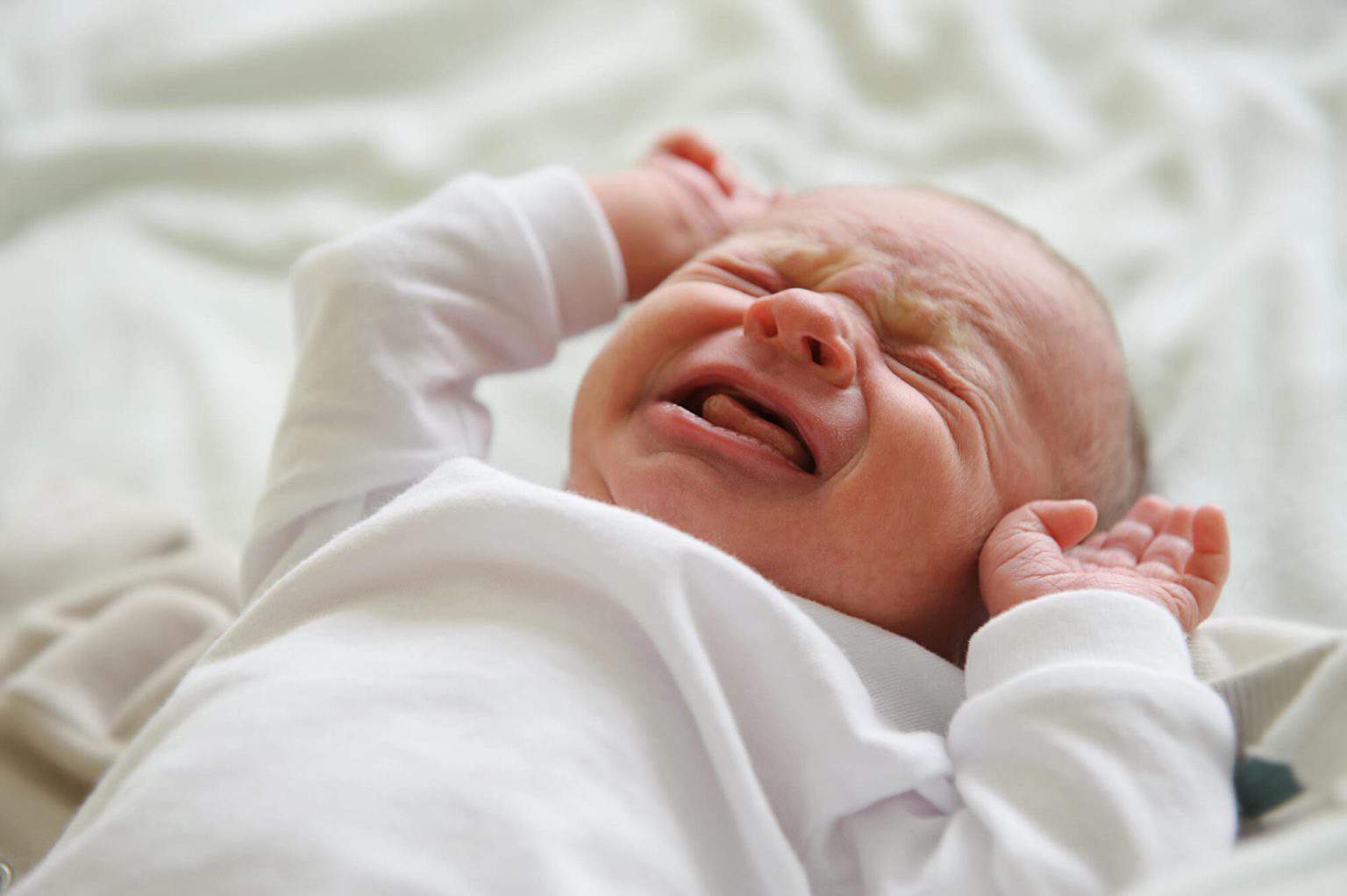 6 Fascinating Newborn Reflexes that May Surprise You